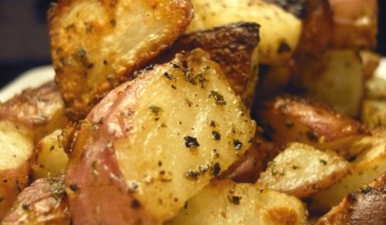 Hidden Valley® Roasted Potatoes {A Lazy Mom Recipe} - I'm A Lazy Mom